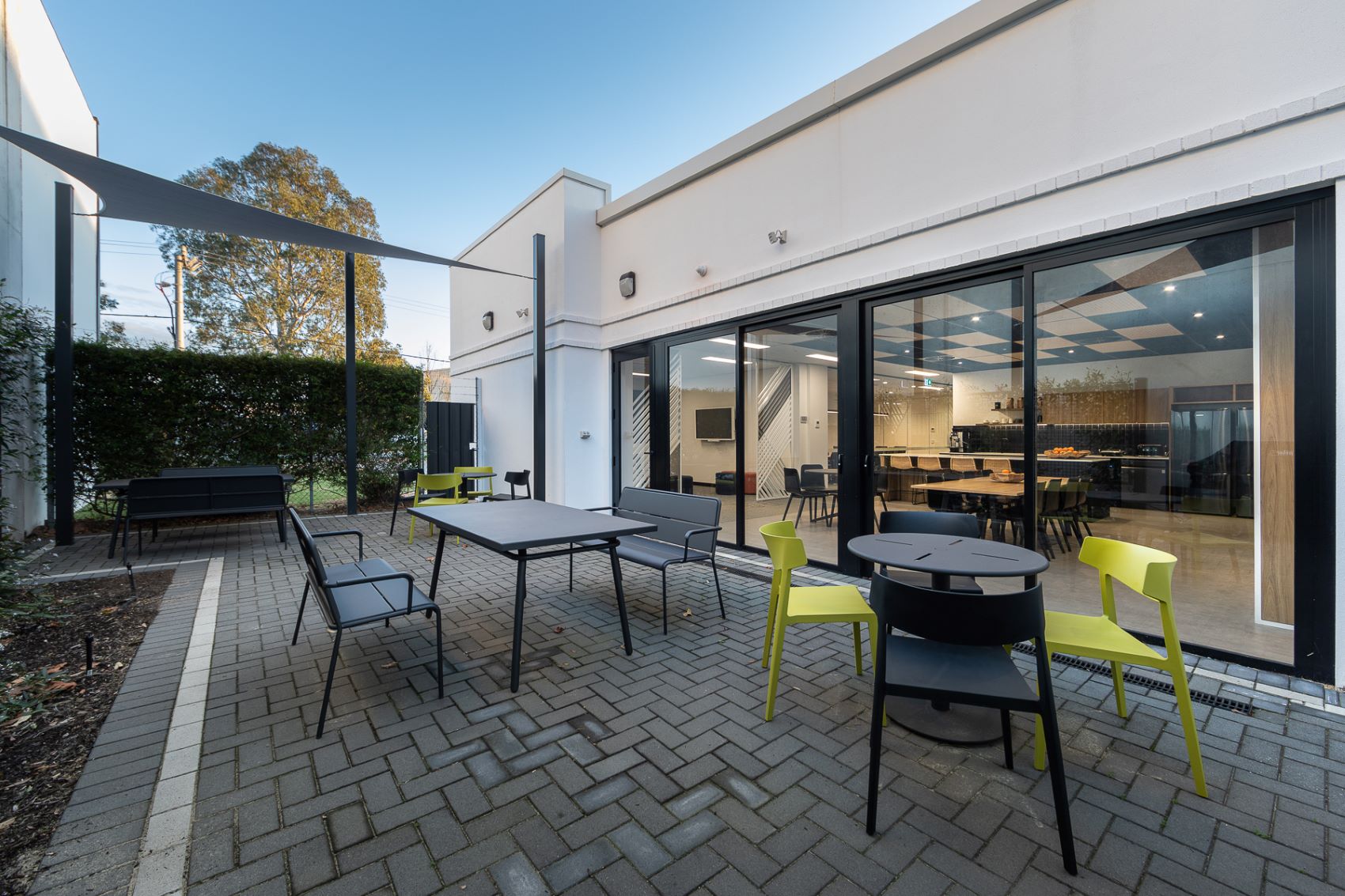 Rosen Fitout - Davidson Projects